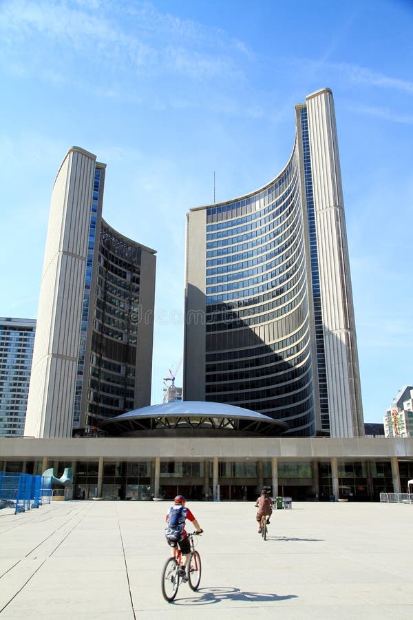Nathan Phillips Square editorial photography. Image of public - 25063942