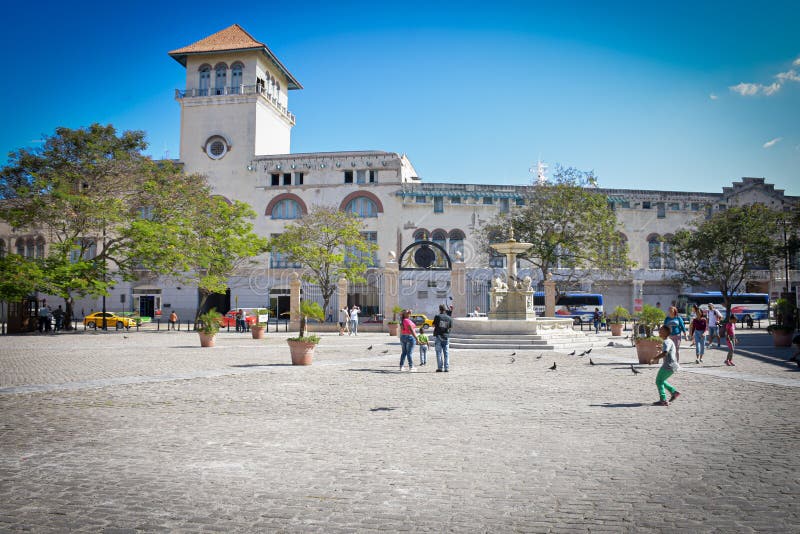 National Capitol of Cuba, editorial photography. Image of havana ...