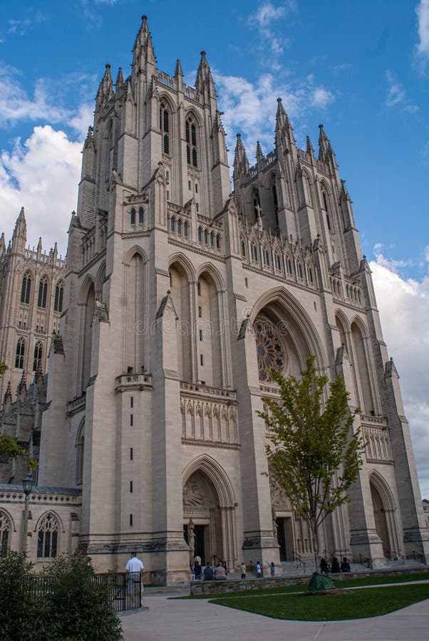 National Cathedral Exterior, Washington DC Editorial Stock Image ...