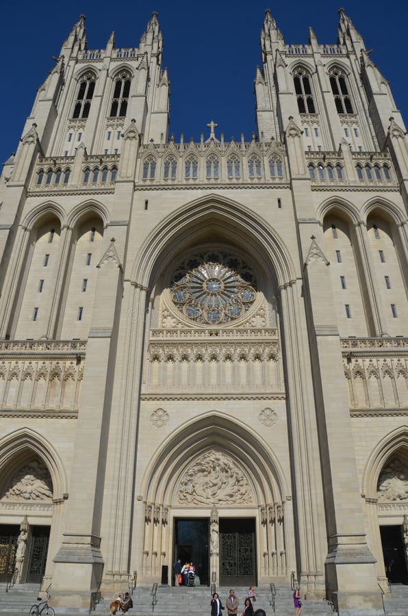 National Cathedral, Washington DC Editorial Stock Photo - Image of city ...