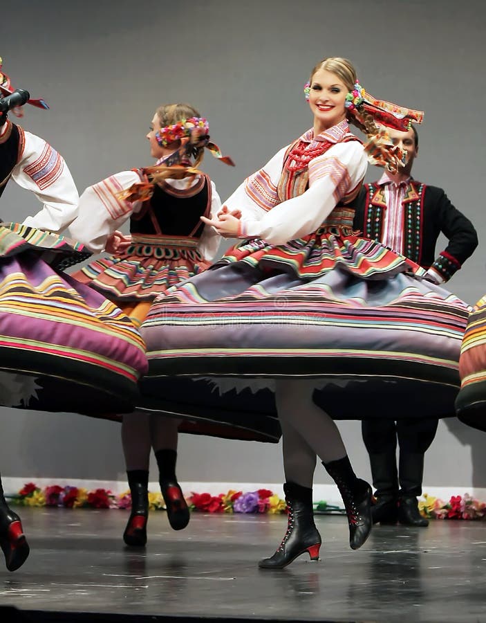 National Dance Troupe of Poland - Mazowsze Editorial Stock Image ...