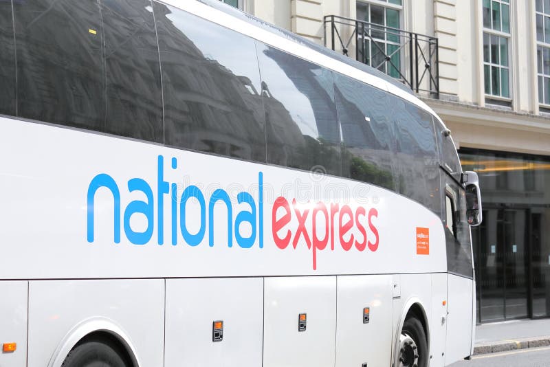 National Express Bus London UK Redaktionelles Stockfotografie - Bild ...