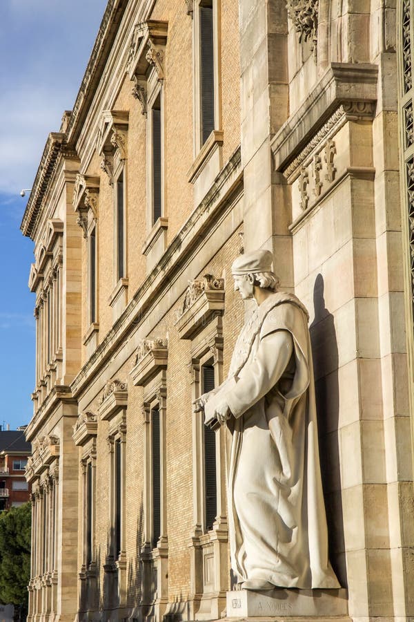 National Library statue editorial stock photo. Image of tribute - 94302163