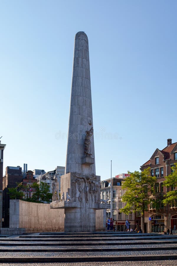 The National Monument on Dam Square in Amsterdam Editorial Photography ...