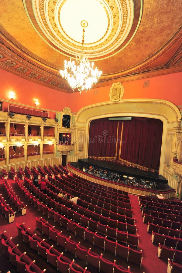 Nationale Oper Von Bucharest (Halleninnenraum) Redaktionelles Bild ...