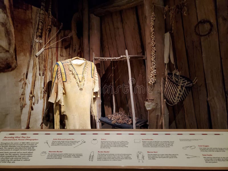 Native American Clothing and Artifacts Displayed at the Lewis and Clark ...