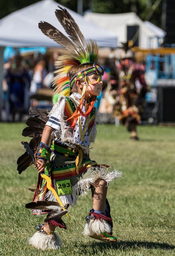 Native American Dancer Performs Editorial Photo - Image of western ...