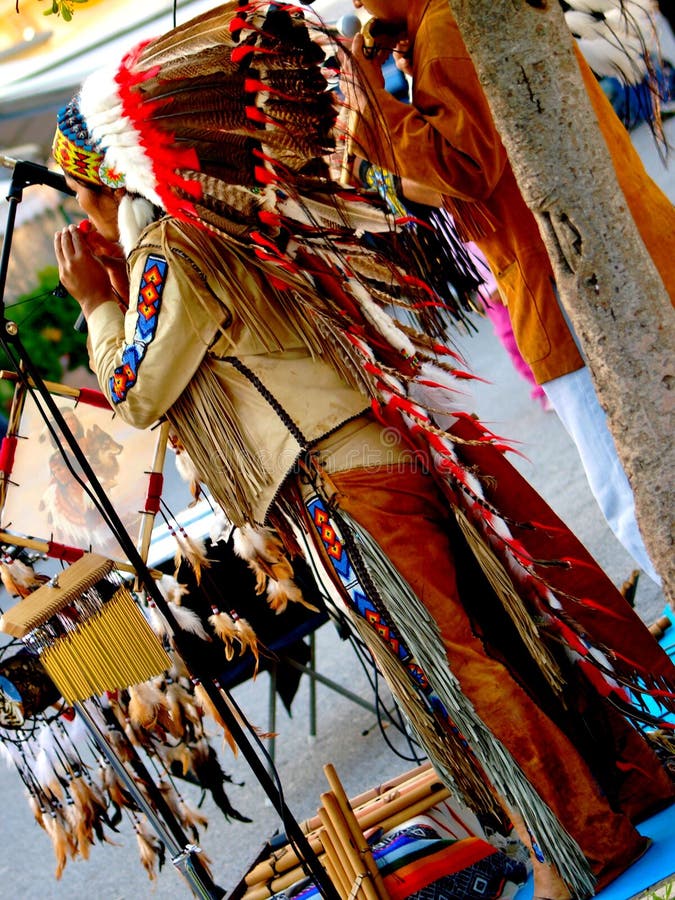 Native American Indian Group Play Music Editorial Stock Image - Image ...