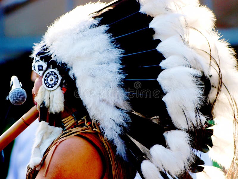 Native American Indian Group Play Music Editorial Stock Image - Image ...