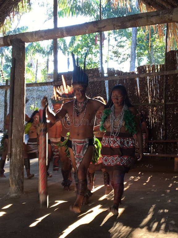 Native Tribe Members at Amazon Editorial Stock Image - Image of brazil ...