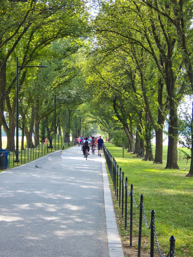 Natural Archway at Jenolan Caves Stock Photo - Image of arch, chamber ...