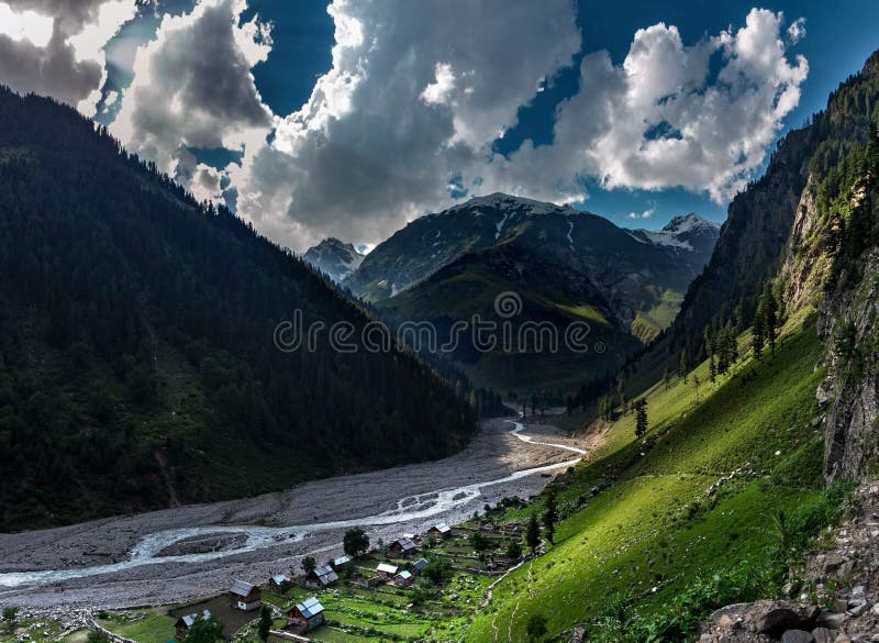 Natural beauty water stock image. Image of beauty, landscape - 215359495