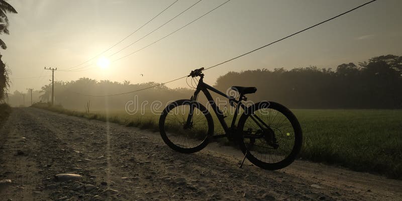 Bike ready to ride stock image. Image of bike, siap - 263349501