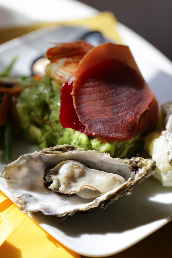 Fresh Organic Shell Oysters Stock Photo - Image of expensive, oysters ...