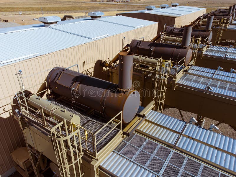 Natural Gas Processing Facility Stock Image - Image of plains, panels ...