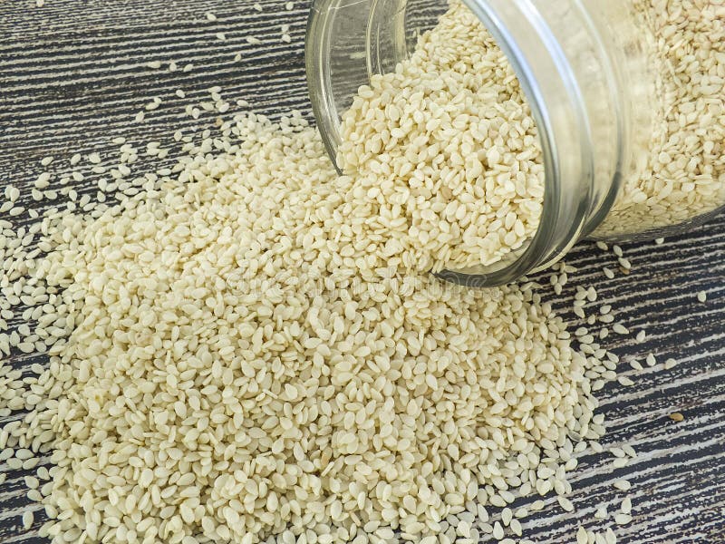 Natural Sesame Seeds, Sesame Seeds, Sesame Seeds in Plates, Raw Sesame ...