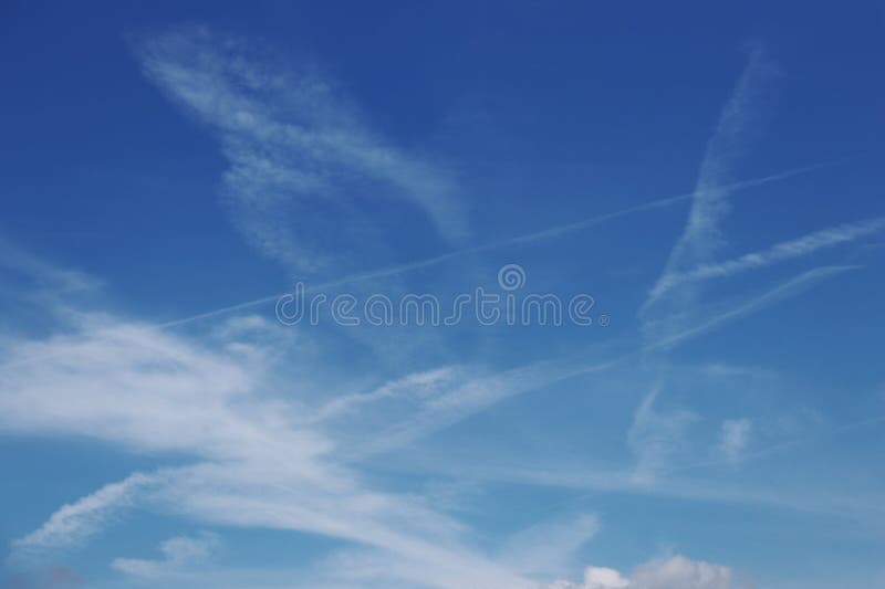 Nature Background 3867 Blue Sky with Diffuse White Clouds and Lines ...