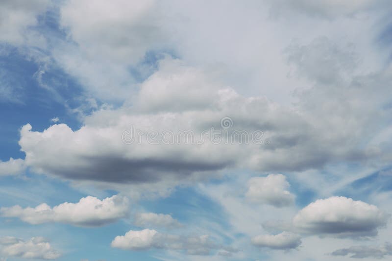 Nature Background 3800 Cloudy Blue Sky with White Puffy and Diffuse ...
