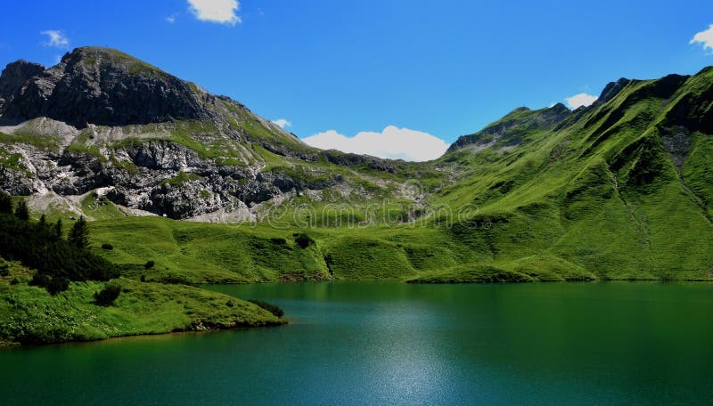 Nature, Tarn, Highland, Nature Reserve Picture. Image: 100632318