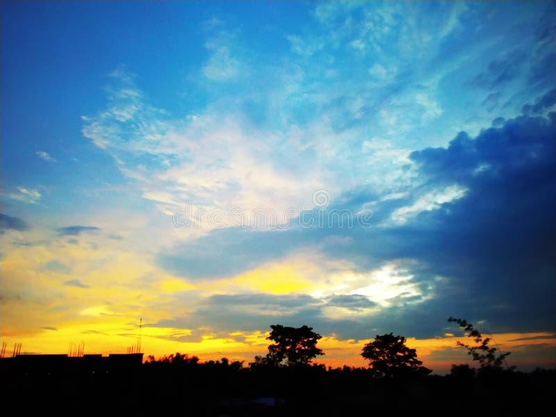 Evening Sight of a Natural Park Stock Photo - Image of tables, view ...