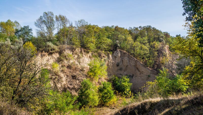 Ravinas Em Lama Devido à Erosão Do Solo Foto de Stock - Imagem de ...