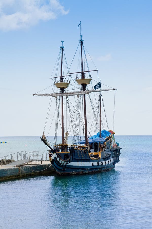 Nave Di Pirata Nei Cayman Islands Fotografia Stock - Immagine di vaso ...