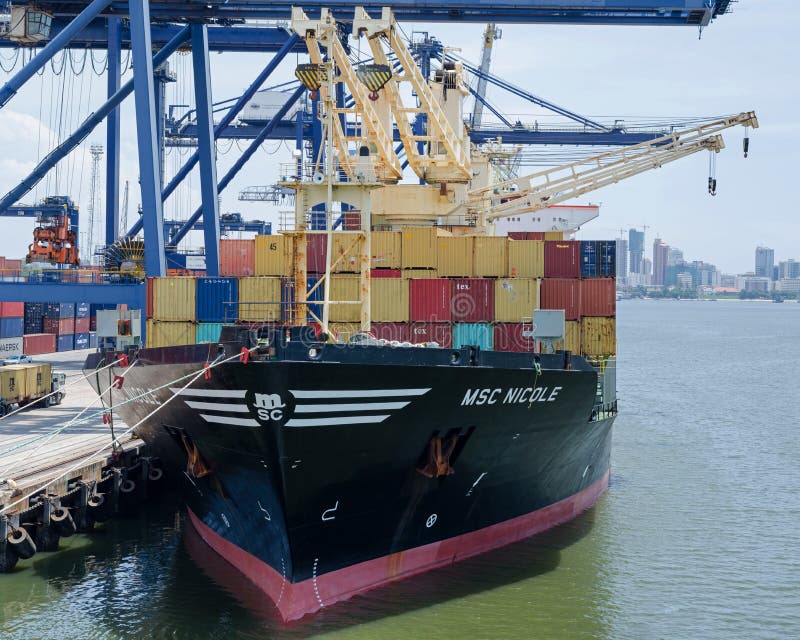 Nave portacontainer fotografia editoriale. Immagine di terminale ...