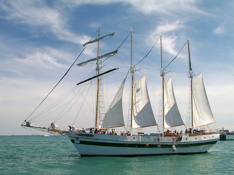 Navio de navigação foto de stock. Imagem de neatness, turista - 164290