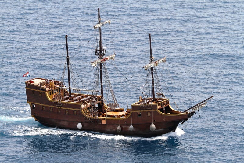 Navio pirata genoa foto de stock editorial. Imagem de julho - 189784238