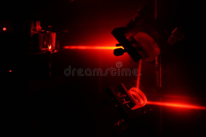 Rayon de laser sur l'oeil image stock. Image du affaires - 45487271