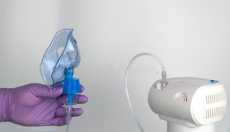 Nebulizer that Performs Inhalation Using the Spray of a Medicinal ...