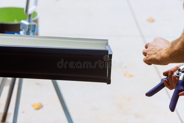 It is Necessary To Use a Bending Machine Tool To Bend Thin Metal Rain ...