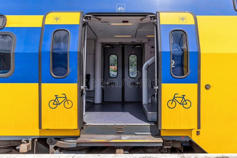 Nederlandse Spoorwegen VIRM Train Editorial Image - Image of transit ...