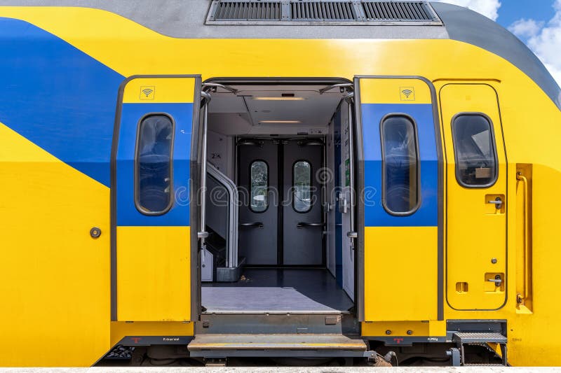 Nederlandse Spoorwegen VIRM Train Editorial Stock Image - Image of ...