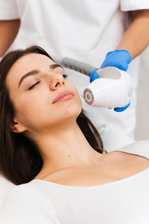Needle-free Rf-lifting Process. Face-lifting with Help of Special ...