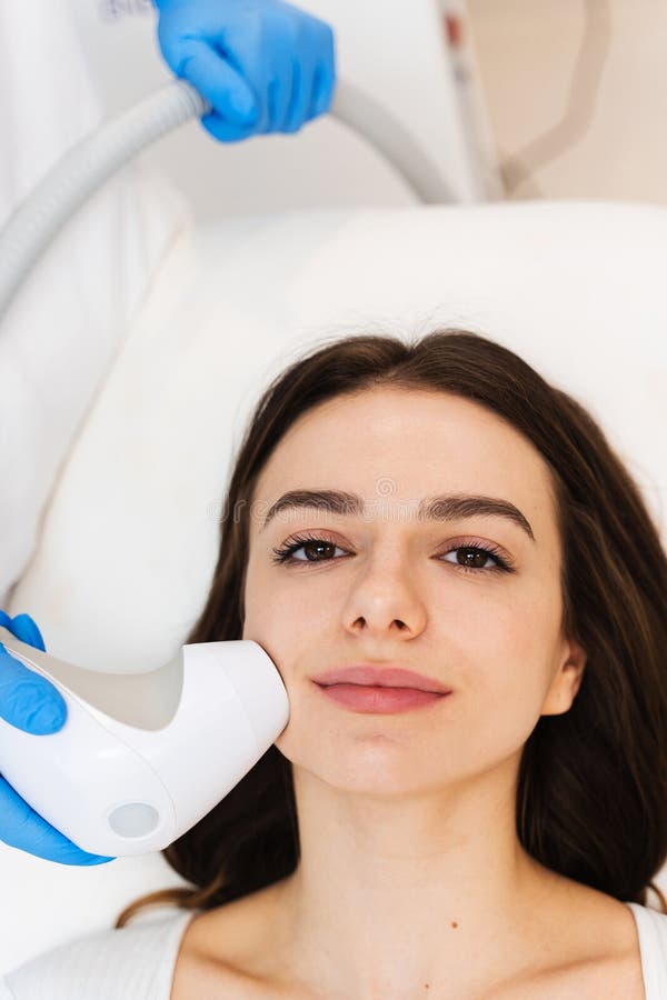 Needle-free Rf-lifting Process. Face-lifting with Help of Special ...