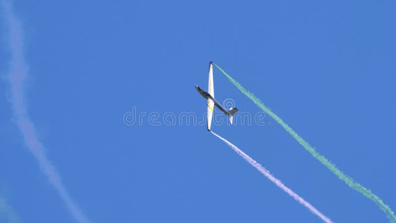 Negative Loop Extreme Glider Acrobatics Maneuvers with Red and Green ...