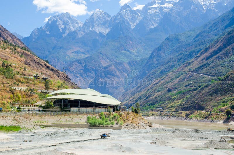 Negocio Que Chupa De La Arena Foto de archivo - Imagen de chupar ...