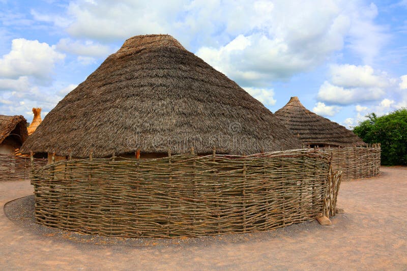 Neolithic Houses. Stonehenge Was Built Editorial Image - Image of 3000 ...