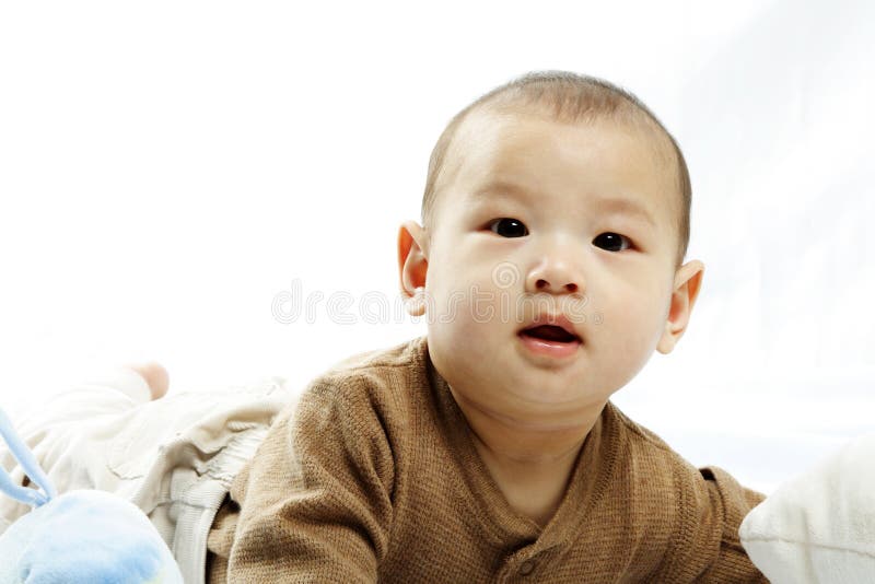 Neonato immagine stock. Immagine di infante, sano, famiglia - 1741231