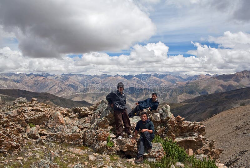 Nepalese Porters in Inner Dolpa, Nepal Editorial Stock Photo - Image of ...