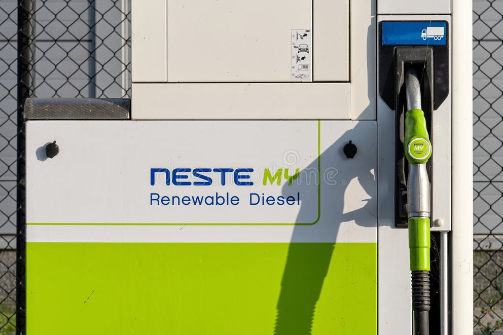 Neste MY editorial photography. Image of badge, emblem - 338546212