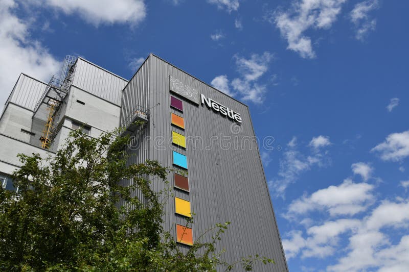 Nestle Factory in Hatton South Derbyshire Editorial Photography - Image ...