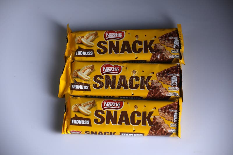 Nestle Snack bar editorial photo. Image of chocolate - 119346916