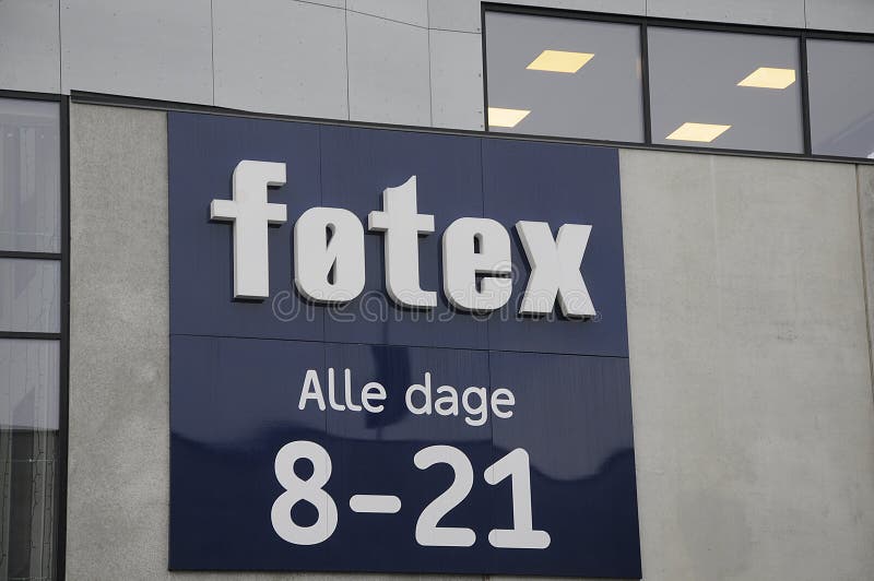 NETTO Y MERCADO DE LA COMIDA DEL FOTEX Imagen de archivo editorial ...