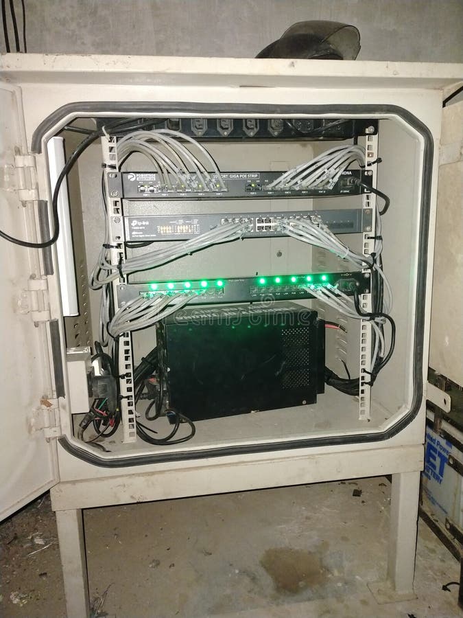 Network Cable Maintenance BN Cabinet with Proper Routing Tplink Switch ...