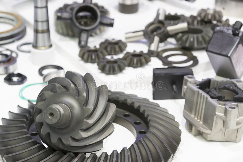 Neue Autoteile für Autos stockbild. Bild von wiedereinbau - 97156179