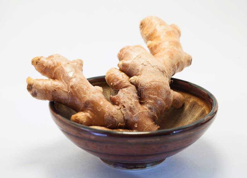 Neue Ingwerwurzel stockfoto. Bild von indisch, gesund - 33775538