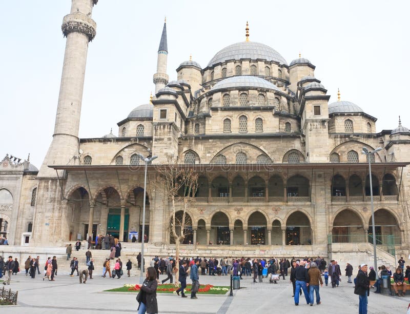 Neue Moschee (Yeni Camii), Istanbul Redaktionelles Foto - Bild von ...