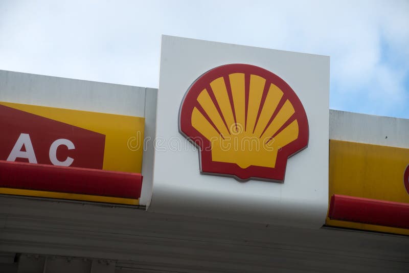 Retail of Shell Station Signage Editorial Photography - Image of ...